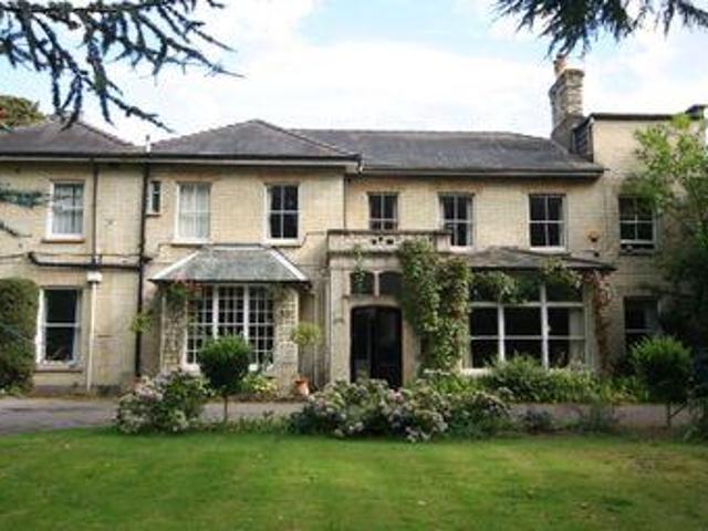 4 Bedrooms Flat for rent in Kingston Hill, Kingston Upon Thames KT2
