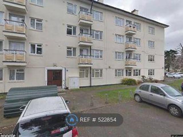 4 Bedrooms Flat for rent in Kingswood House, Kingston Upon Thames KT2