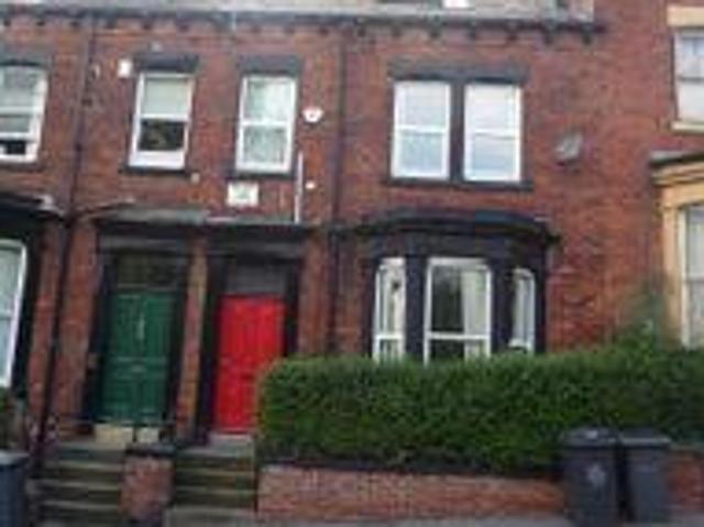 4 Bedrooms Flat for rent in Hanover Square, Leeds LS3