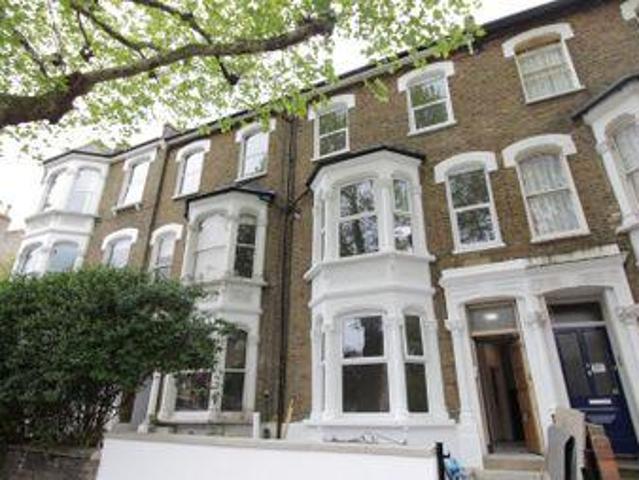 4 Bedrooms Flat for rent in Hanley Road, London N4