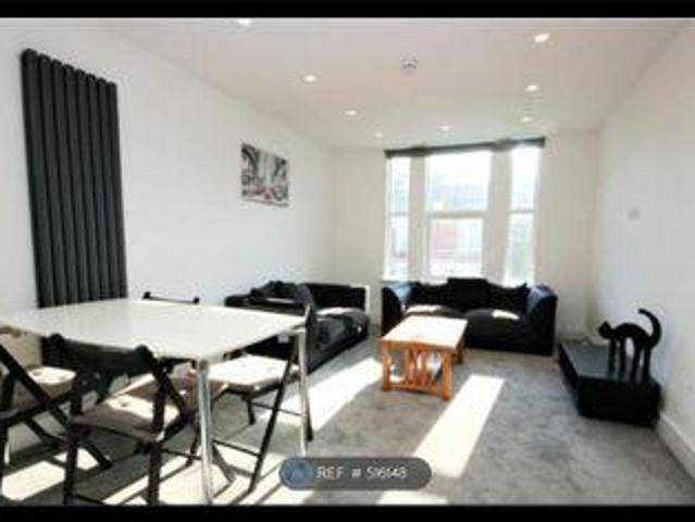 4 Bedrooms Flat for rent in Harrin Road, London N15