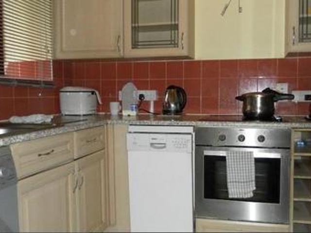 4 Bedrooms Flat for rent in Harrington Hill, London E5