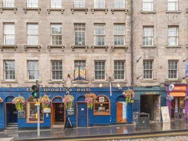 4 Bedrooms Flat for rent in High Street, Edinburgh EH1