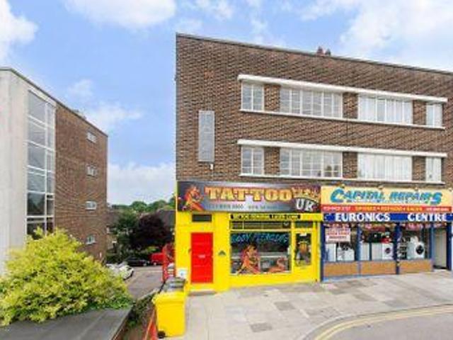 4 Bedrooms Flat for rent in Imperial Drive, West Harrow, Harrow HA2