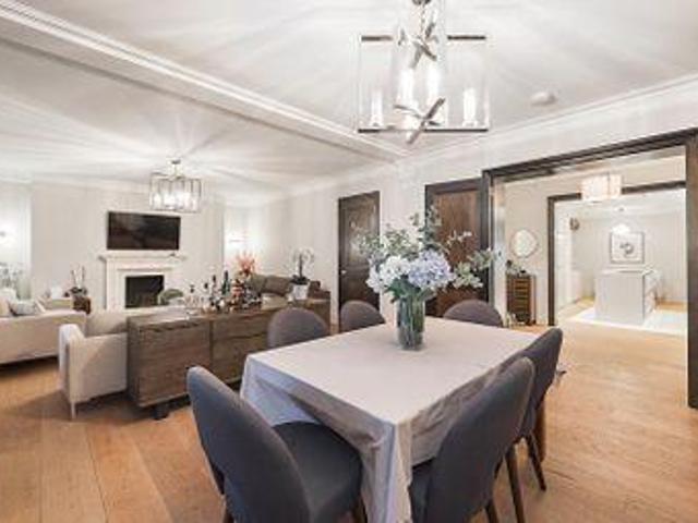 4 Bedrooms Flat for rent in Iverna Court, London W8