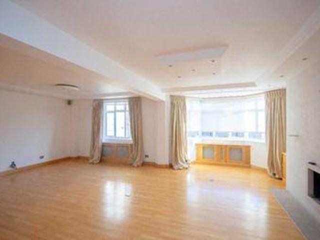 4 Bedrooms Flat for rent in Onslow Crescent, London SW7