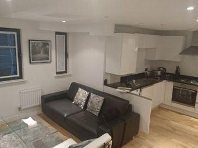 4 Bedrooms Flat for rent in Old Street, Shoredich N1