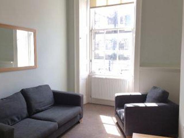 4 Bedrooms Flat for rent in Lothian Road, Tollcross, Edinburgh EH3