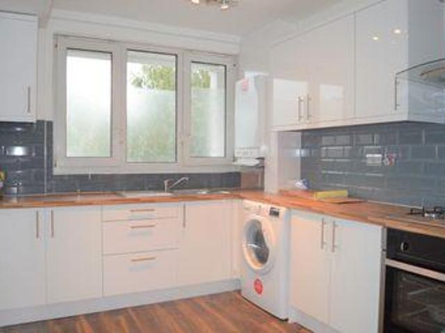 4 Bedrooms Flat for rent in Long Lane, London Bridge SE1