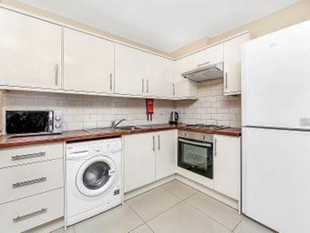 4 Bedrooms Flat for rent in Lorrimore Road, Kennington SE17