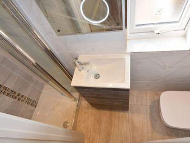 4 Bedrooms Flat for rent in Ley Street, Ilford IG1