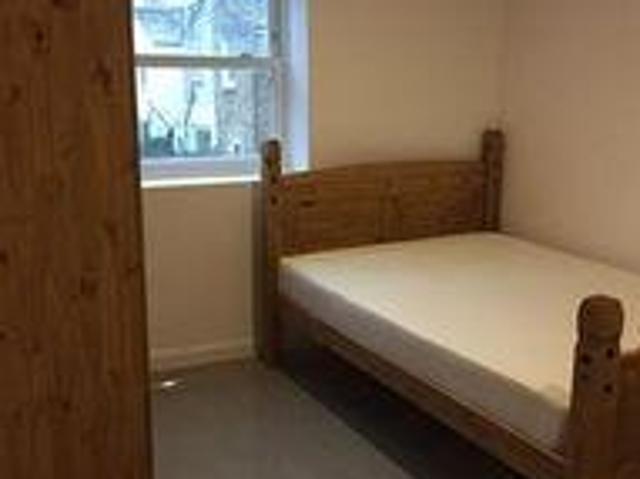 4 Bedrooms Flat for rent in Leswin Place, London N16