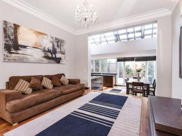4 Bedrooms Flat for rent in Lillie Road, London SW6