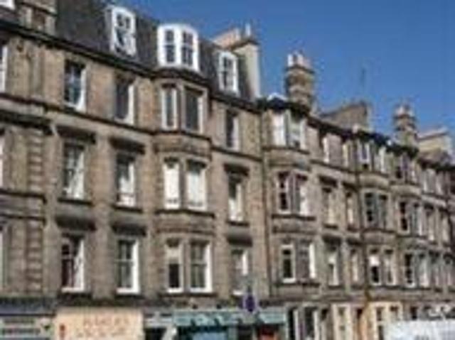 4 Bedrooms Flat for rent in Montgomery Street, Hillside, Edinburgh EH7