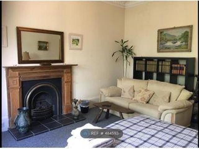 4 Bedrooms Flat for rent in Morningside Road, Edinburgh EH10