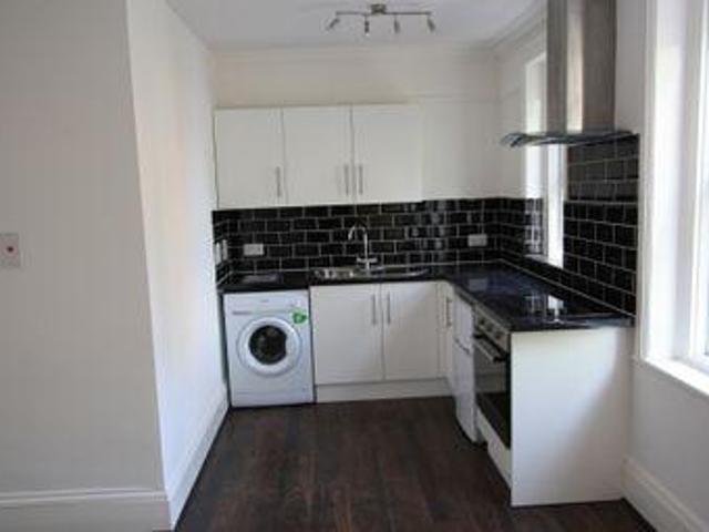 4 Bedrooms Flat for rent in Missenen Inville, Walworth SE17
