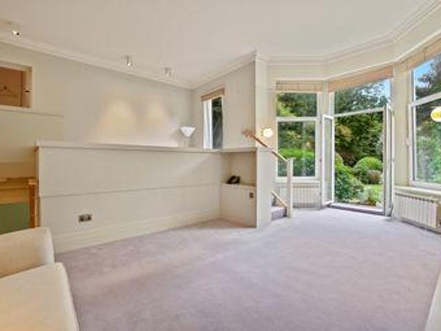 4 Bedrooms Flat for rent in Netherhall Gardens, London NW3