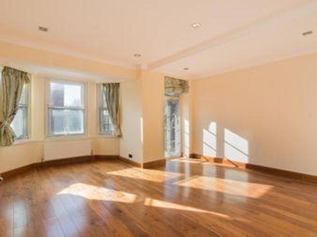 4 Bedrooms Flat for rent in Neville Court, Abbey Road NW8