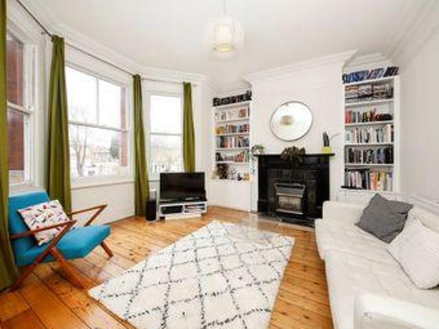 4 Bedrooms Flat for rent in New Cross Road, London SE14