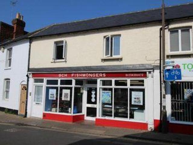 4 Bedrooms Flat for rent in Newnham Street, Bedford MK40