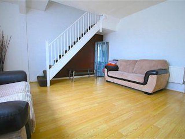 4 Bedrooms Flat for rent in Sage Street, London E1