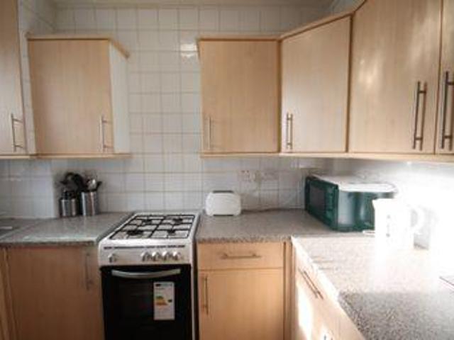 4 Bedrooms Flat for rent in Samford House, Charlotte Terrace, Islington N1