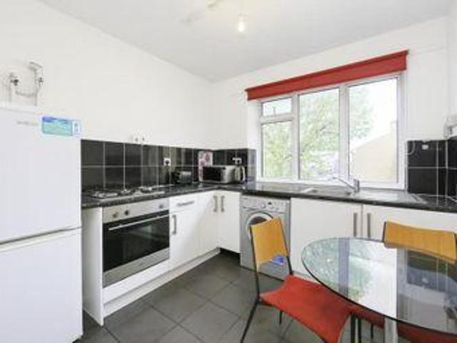 4 Bedrooms Flat for rent in Saracen Street, London E14