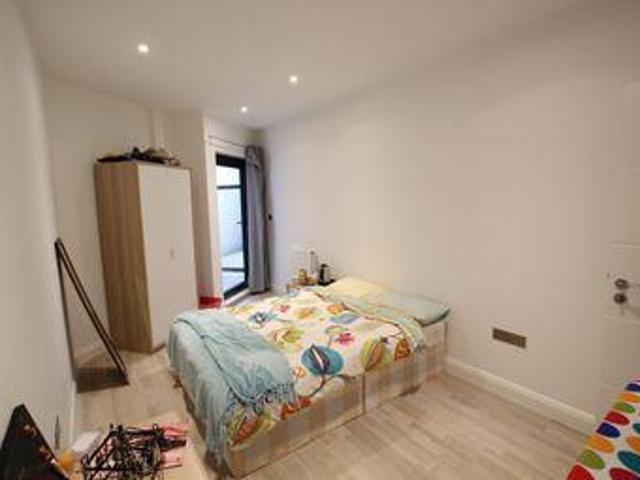 4 Bedrooms Flat for rent in Sphere, Bow E3