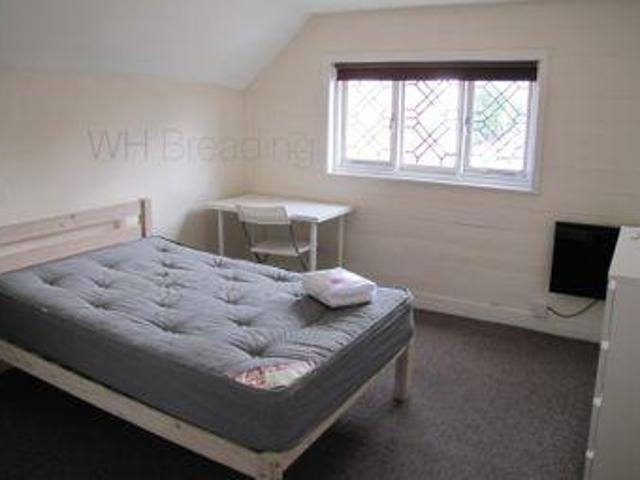 4 Bedrooms Flat for rent in St. Dunstans Street, Canterbury CT2