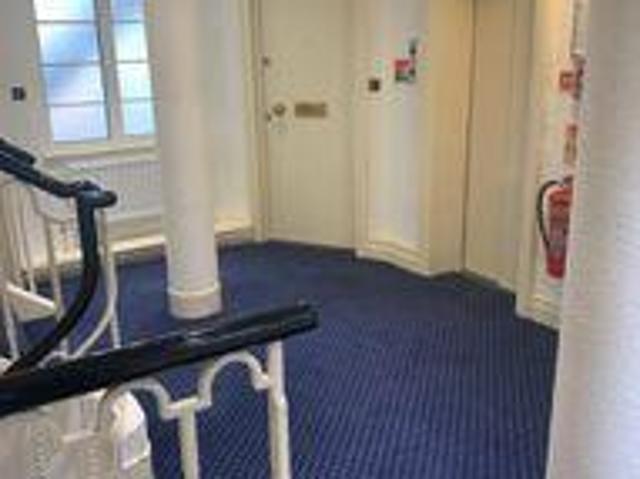 4 Bedrooms Flat for rent in Stourcliffe Street, London W1H