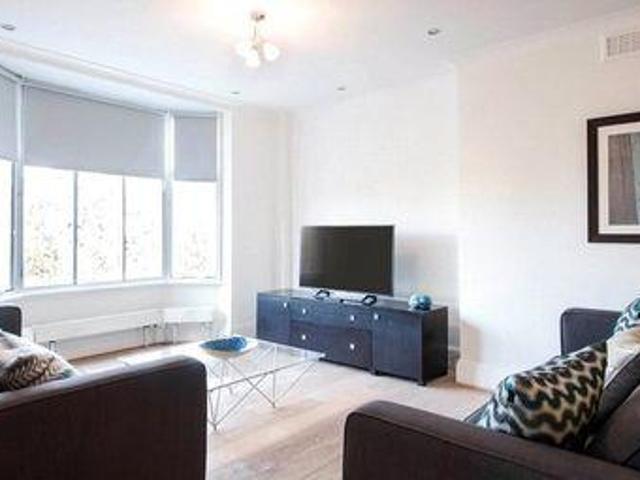 4 Bedrooms Flat for rent in Stratmore Court, London NW8