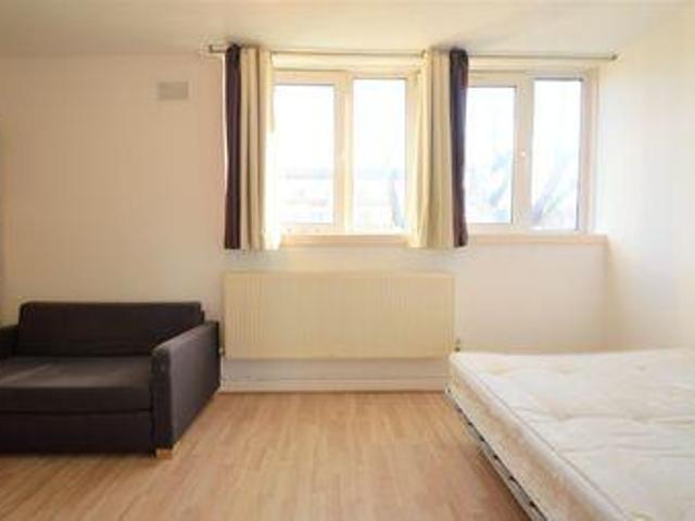 4 Bedrooms Flat for rent in Pownall Road, London Fields E8