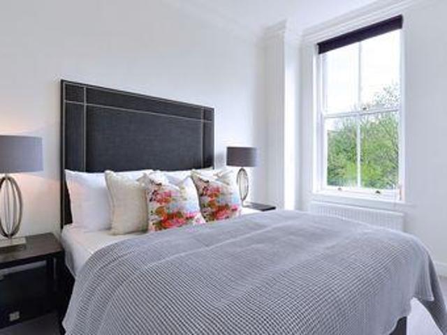 4 Bedrooms Flat for rent in Park Road, London NW8