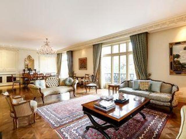 4 Bedrooms Flat for rent in Parkside, London SW19