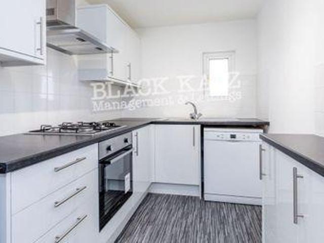 4 Bedrooms Flat for rent in Penderyn Way, Carleton Road, London N7