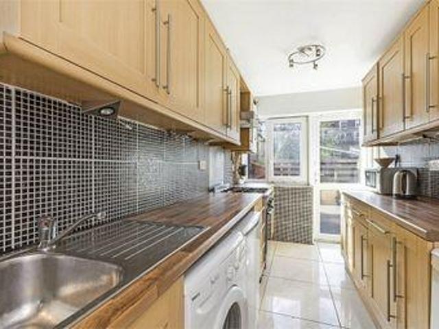 4 Bedrooms Flat for rent in Prioress Street, London, London SE1