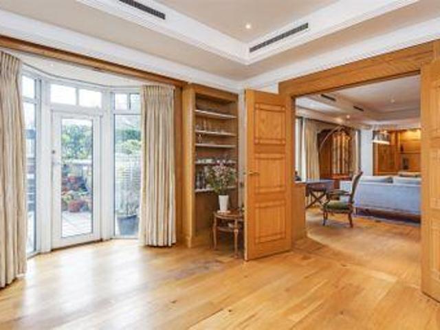 4 Bedrooms Flat for rent in Prince Albert Road, St Johns Wood NW8