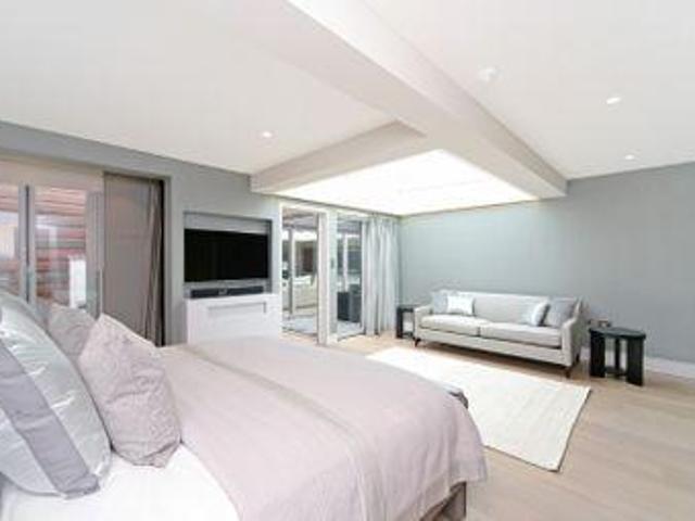 4 Bedrooms Flat for rent in Princes Gate, London SW7