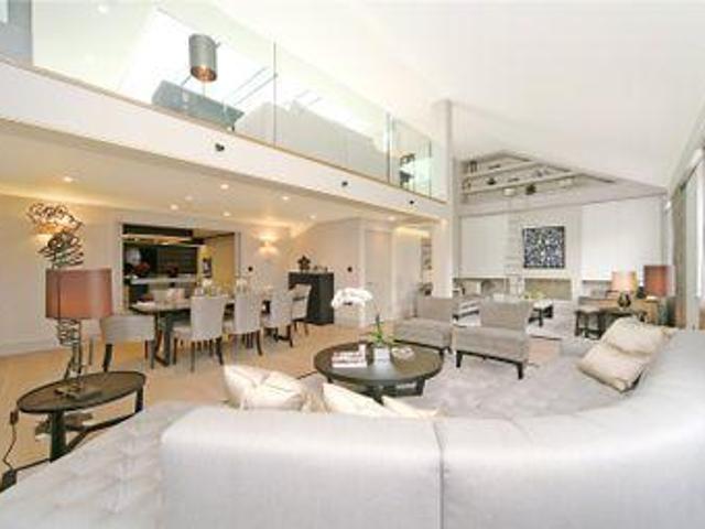 4 Bedrooms Flat for rent in Princes Gate, London SW7