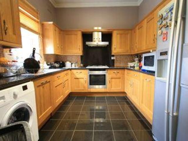 4 Bedrooms Flat for rent in Wandsworth Common West Side, Wandsworth SW18