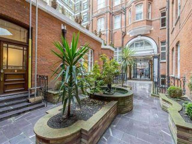 4 Bedrooms Flat for rent in Westminster Palace Gardens, Artillery Row, London SW1P