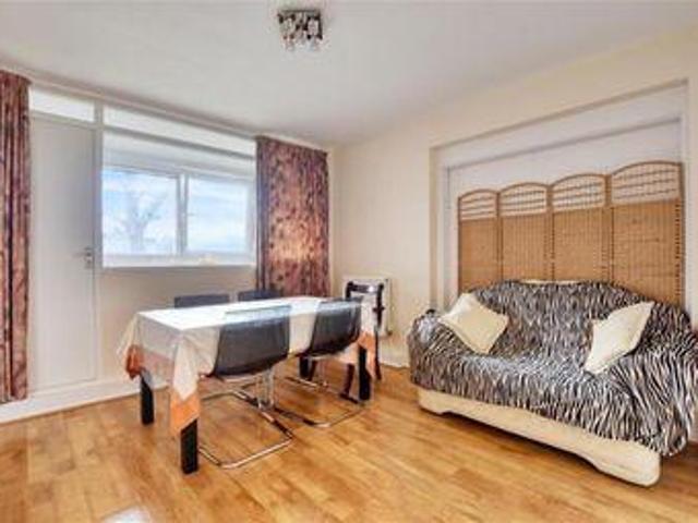 4 Bedrooms Flat for rent in Victoria Road, London NW6