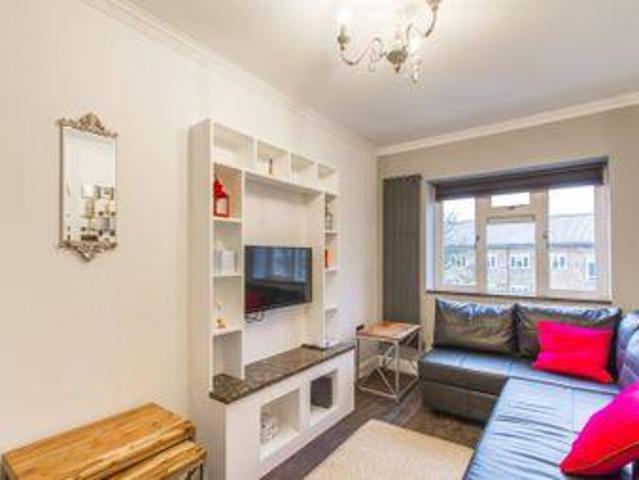4 Bedrooms Flat for rent in Vincent Square N22, Wood Green