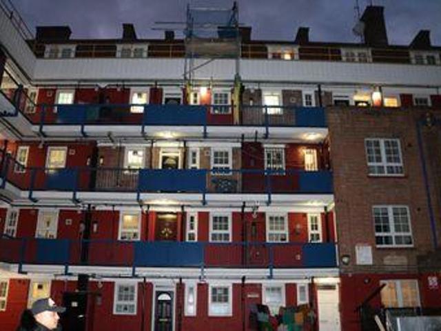 4 Bedrooms Flat for sale in Cable Street, Shadwell, London E1