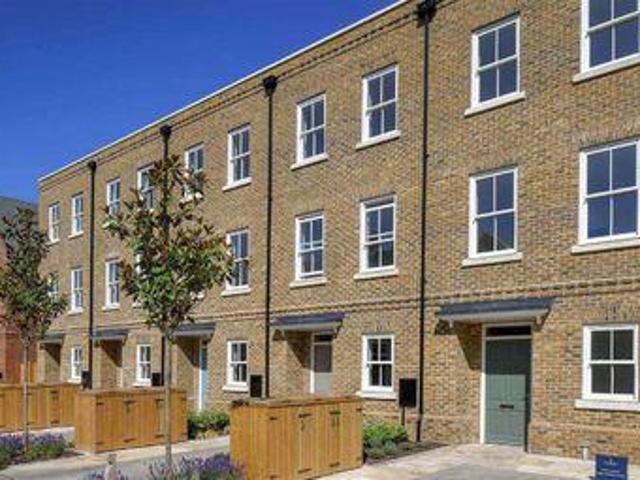 4 Bedrooms Flat for sale in Church Road, Surrey TW10