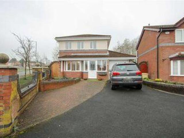 4 Bedrooms Flat for sale in Beaumont Chase, Beaumont Chase, Bolton BL3
