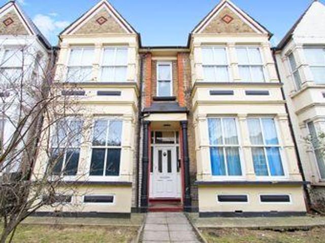 4 Bedrooms Flat for sale in Greenhill Park, London NW10
