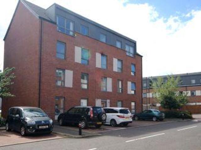 4 Bedrooms Flat for sale in Ferry Gait Crescent, Silverknowes, Edinburgh EH4
