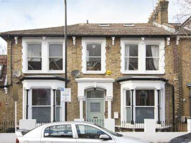 4 Bedrooms Flat for sale in Kenmure Road, London E8