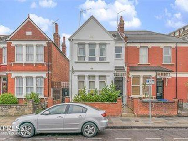 4 Bedrooms Flat for sale in Olive Road, London NW2